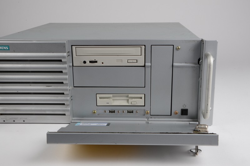 SIEMENS SIMATIC RACK PC IL 40 S, 6AG4011-0CB31-1DX0, ALL4SPS GmbH, 1. ...